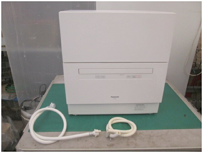パナソニック 食器洗い乾燥機 食洗機 ホワイト NP-TA4-W 40点 5人分(0323AI)7AT-1S【中古】【RCP】 メーカー：パナソニック　型式：NP-TA4-W　年式：2021年　USED(ユーズド)　取扱説明書：ありません ...
