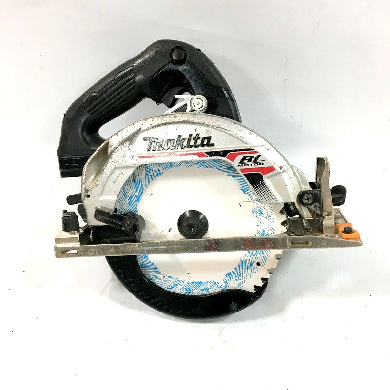 商品情報 メーカー JANコード 型番 ブランド 　商品詳細&nbsp; makita マルノコ HS631DZSB 本体のみ 18V 165mm アルミベース 中古品です。 使用、保管に伴うキズや汚れなどがございます。 画像にあるものが全...
