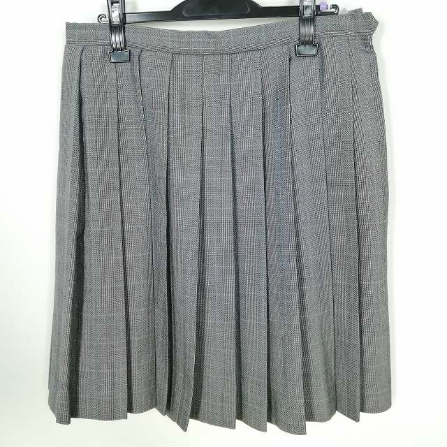 商品説明サイズは添付画像でご判断ください（2〜3cm程度採寸誤差がある場合がございます）。 ●ホックやアジャスターの欠品および取付け糸のほつれがある場合がございます。●記名等がある場合は黒塗りしております。また、画像掲載していない破れや汚れ...