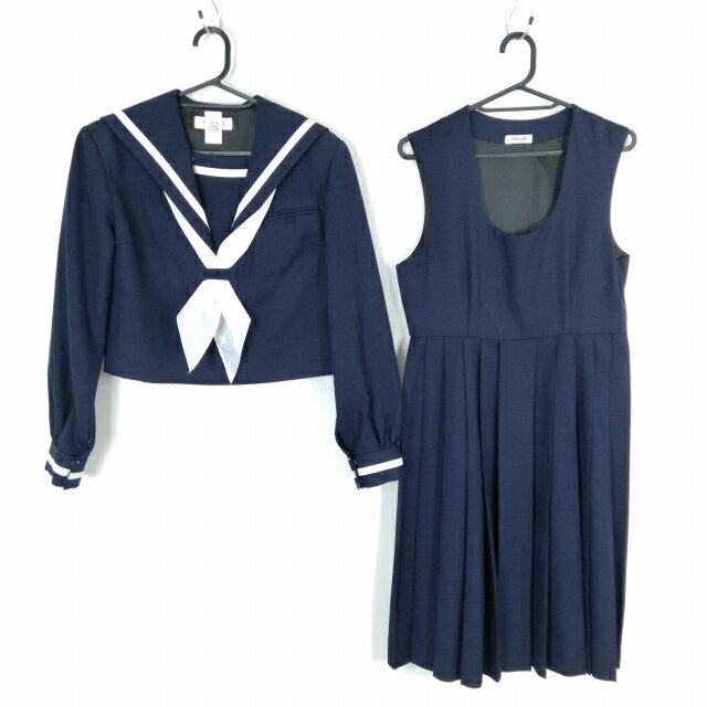 商品説明商品内容は〇冬セーラー服上着〇冬ジャンパースカート〇付属品（スカーフ）の3点です。◇指定品の上下セットではございません。【冬セーラー服上着/紺】素材：ウール100％織り：サージかぶり型白1本線学校名：不明ランクC●上着実寸サイズ着丈...