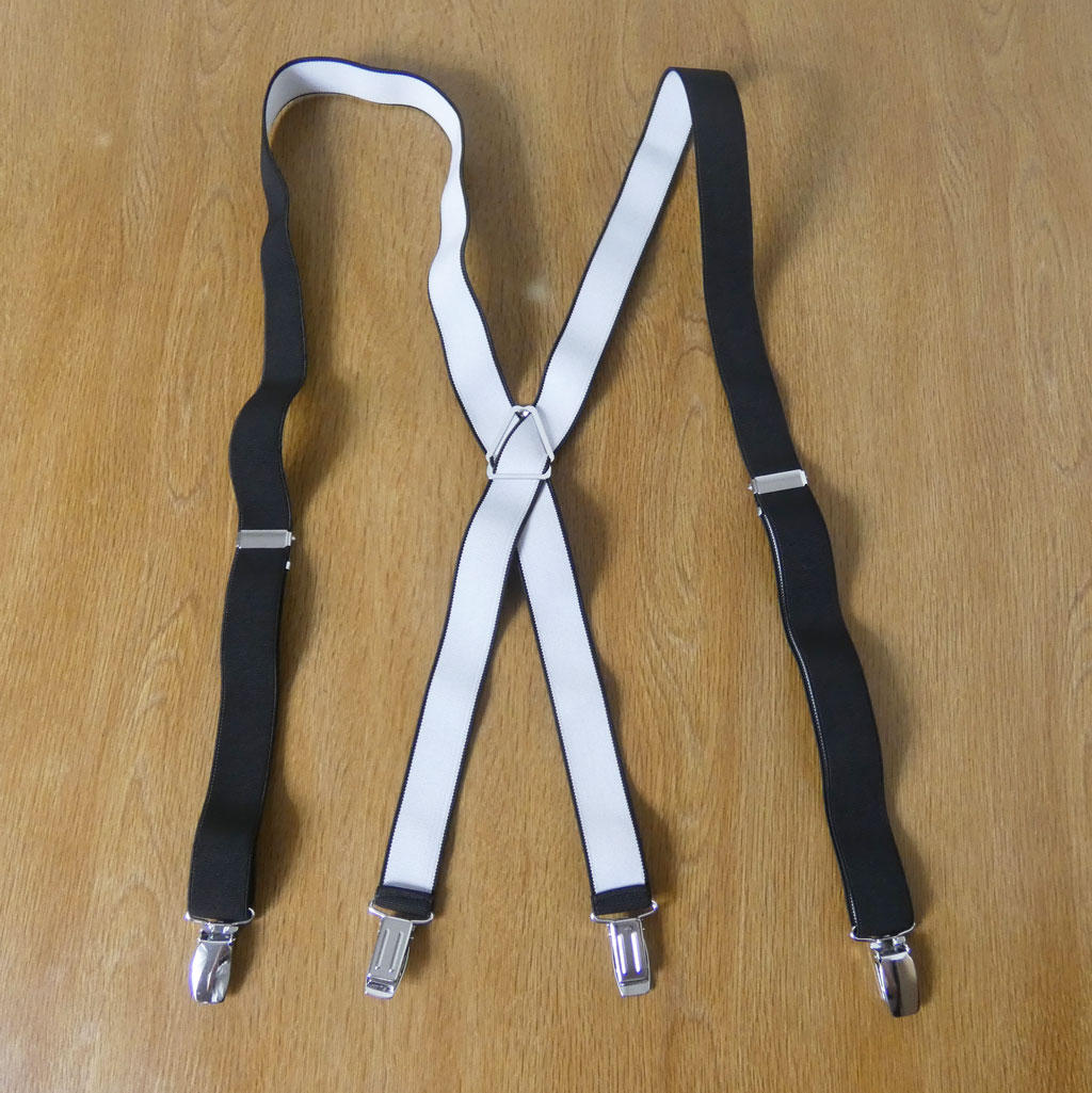 ※こちらの商品はレンタル落ちです。 そのため格安にて販売しております。多少の使用感はご了承くださいませ。 ※Lサイズには、サスペンダーの内側に L とマジック書きがございます。 外からは見えない部分ですが、ご了承の上お買い求めくださいますよ...