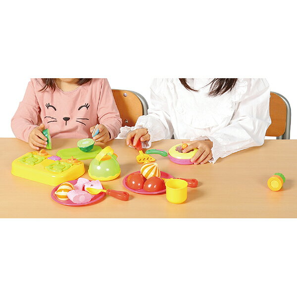 ●商品説明：調理器具・食器・食材がひととおりそろったお料理セット！コンロ色取り混ぜ●商品サイズ（単位mm)：コンロ：185×125×30mm●セット内容：本体×1●重量（g）：345g●材質：PP、PS●包装サイズ：270x230x70mm...