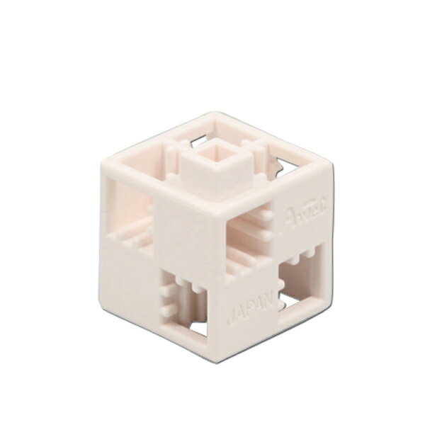 ●商品サイズ（単位mm):ブロック 基本四角：W20×H20×D20mm●セット内容:ブロック　基本四角×24pcs●重量（g）:96g●材質:ブロック：ABS●包装サイズ:160x135x25mmARTECブロック 基本四角 24P 白