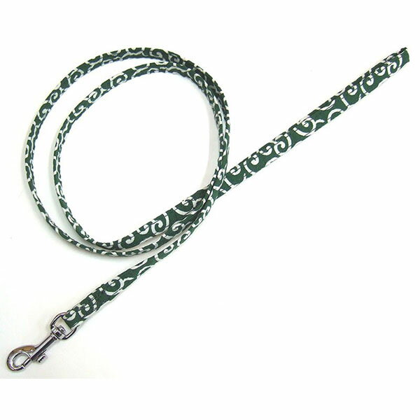 人気の唐草模様がかわいい！肌触りがいいコットン生地を使用した、人気のカラクサ模様の平リード。適応種：猫、超小型犬適応体重：〜5kg・生産地：中国・素材：綿＜材質＞綿