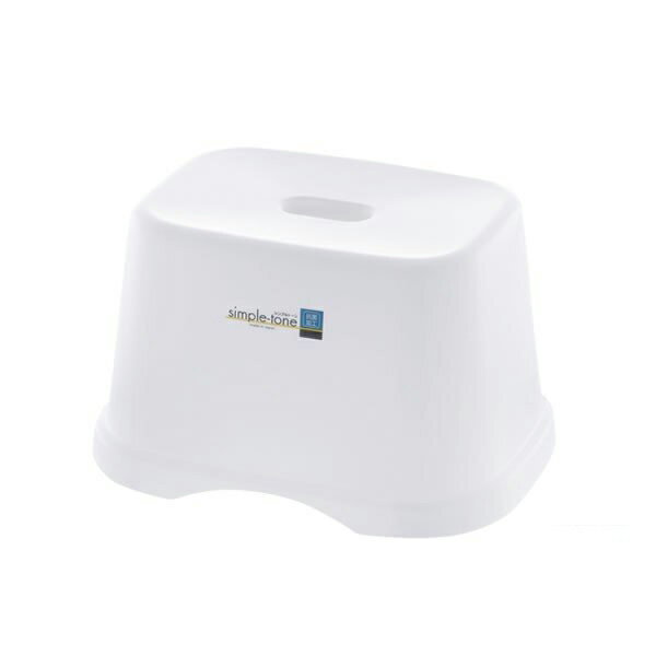 ●清潔に使えるシンプルデザインの風呂イス。湯おけを床に置いて使うスタイルのバスルームにちょうど良い、座面高さ18cmです。余分な凹凸がなく、お手入れラクラク。・サイズ(約)幅30×奥行23×高さ18.3cm重量(約)410g個装サイズ(約)...