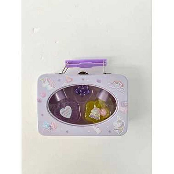 大人気アイテム！ティン缶の中にかわいい水性マニキュアが2コとリングが入ったセットです。レイス