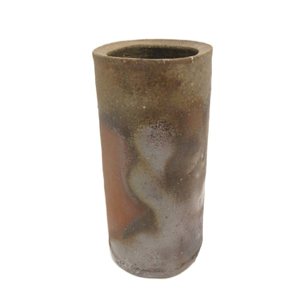 【中古】備前焼 花入 花瓶 花器 森宝山窯 茶 ブラウン その他 【ベクトル 古着】 260619表記サイズサイズ表記なし（実寸サイズをご参考ください。）実寸サイズ直径：8cm　口経：-cm　高さ：18cm　　素材-色茶 ブラウン仕様-状態...