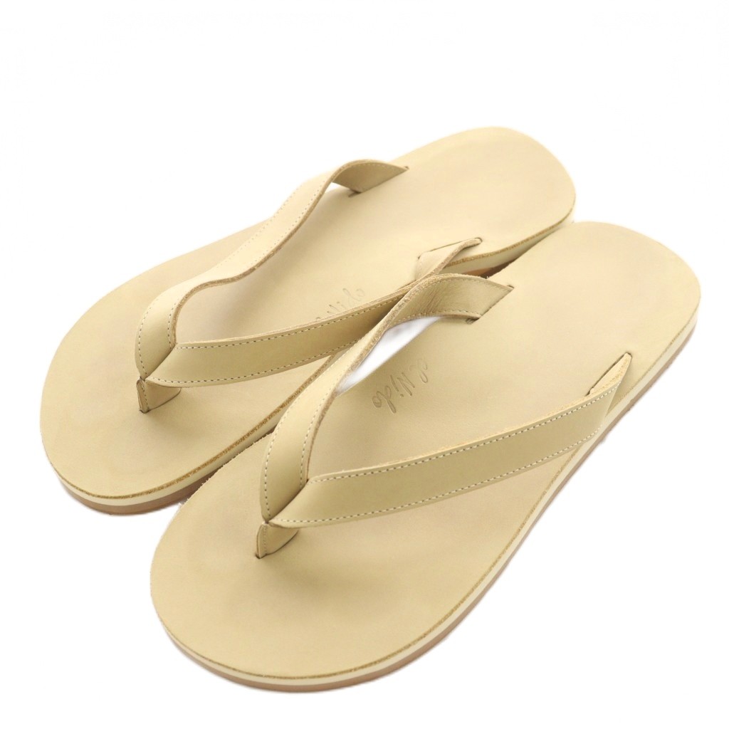 【中古】エルニドフリップス el nido flips トングサンダル 24.0cm ベージュ /AN19 レディース 【ベクトル 古着】 251003表記サイズサイズ表記なし (実寸サイズをご参考ください。)実寸サイズ最大幅：約10cm　...