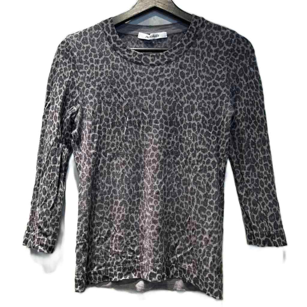 【中古】ジュンアシダ jun ashida ニット カットソー アニマル柄 長袖 M チャコールグレー ■FY レディース 【ベクトル 古着】 251227ブランドジュンアシダ jun ashida表記サイズM実寸サイズ肩幅：約37cm　身...