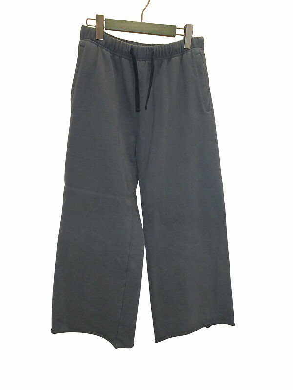 【中古】VALAADO パンツ メンズ 【ベクトル 古着】 260202ブランドVALAADO表記サイズ44実寸サイズウエスト：74-85cm　もも幅：29cm　裾幅：30cm　股上：29cm　股下：70cm　　素材綿100色グレー状態おし...