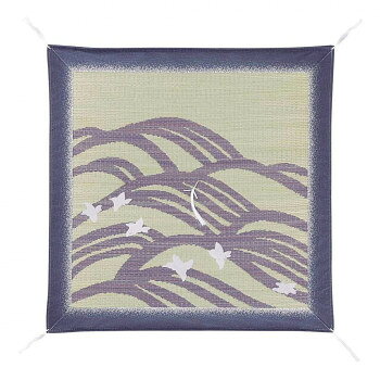 御前藺草座布団です。サイズ70×70cm個装サイズ：78×74×7cm重量個装重量：1700g生産国日本メーカーより直送の為運送会社は指定できません※複数個ご購入の場合、別途送料が発生する場合がございます。※ラッピング・のし未対応です※送り...