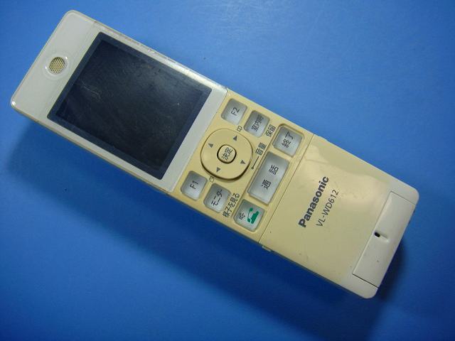 【商品情報】 メーカー：Panasonic 型番：VL-WD612 付属品：本体（写真内の物ですべてになります） ※写真に写っていない物は付属しません。 例）電池カバー、バッテリー、充電器、電源コードなど 【商品の状態に関して】 使用感、ス...