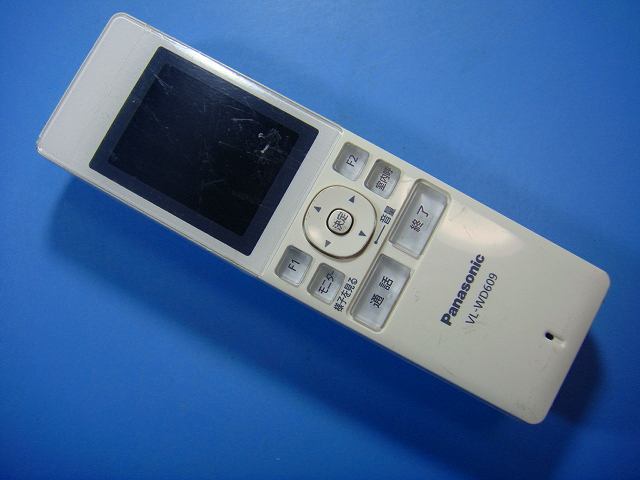【商品情報】 メーカー：Panasonic 型番：VL-WD609 付属品：本体（写真内の物ですべてになります） 【商品の状態に関して】 使用感、スレキズ、日焼け等あります。 【状態に関して】 ・割れ、さび、日焼け、変色等写真よりご判断下さ...