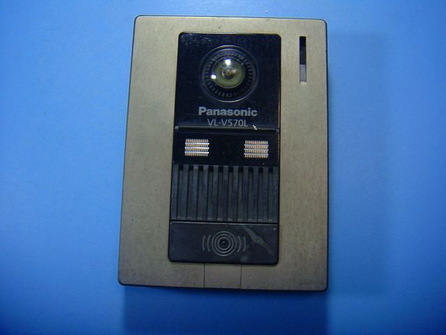 【商品情報】 メーカー：Panasonic 型番：VL-V570L 付属品：本体（写真内の物ですべてになります） ※電池カバー、バッテリー、充電器、コード、ふた カバー、枠等の付属品は写真に写ってない場合付属しません。 【商品の状態に関して...