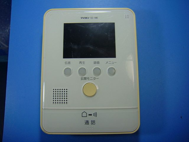 【商品情報】 メーカー：アイホン 型番：KD-1ME 付属品：本体（写真内の物ですべてになります） ※電池カバー、バッテリー、充電器、コード、ふた カバー、枠等の付属品は写真に写ってない場合付属しません。 【商品の状態に関して】 使用感、ス...