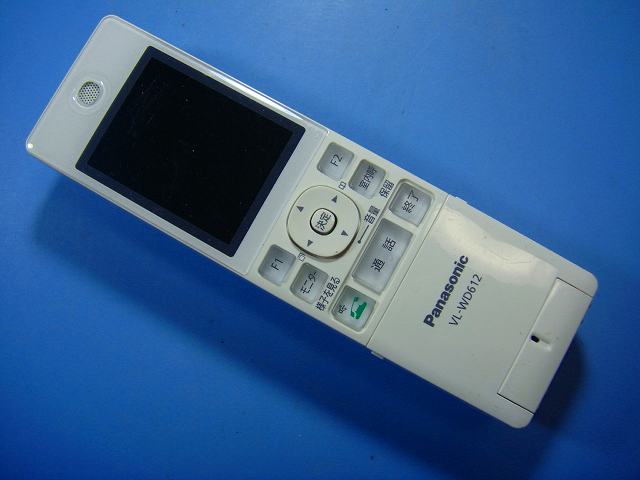 【商品情報】 メーカー：Panasonic 型番：VL-WD612 付属品：本体（写真内の物ですべてになります） ※写真に写っていない物は付属しません。 例）電池カバー、バッテリー、充電器、電源コードなど 【商品の状態に関して】 使用感、ス...