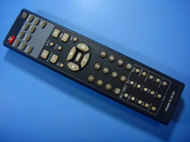 【商品情報】 メーカー：MEZZO 型番：不明 付属品：本体（写真内の物ですべてになります） ※電池カバー、バッテリー、充電器、コード、ふた カバー、枠等の付属品は写真に写ってない場合付属しません。 【商品の状態に関して】 使用感、スレキズ...