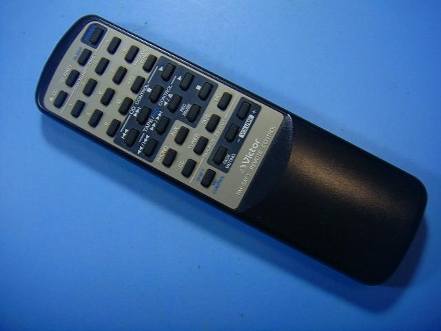 【商品情報】 メーカー：ビクター 型番：RM-SAF1 付属品：本体（写真内の物ですべてになります） ※電池カバー、バッテリー、充電器、コード、ふた カバー、枠等の付属品は写真に写ってない場合付属しません。 【商品の状態に関して】 使用感、...