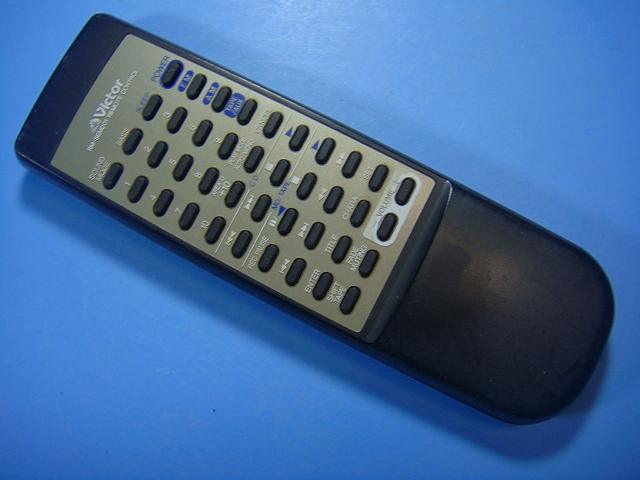 【商品情報】 メーカー：ビクター 型番：RM-SEMD01 付属品：本体（写真内の物ですべてになります） ※電池カバー、バッテリー、充電器、コード、ふた カバー、枠等の付属品は写真に写ってない場合付属しません。 【商品の状態に関して】 使用...