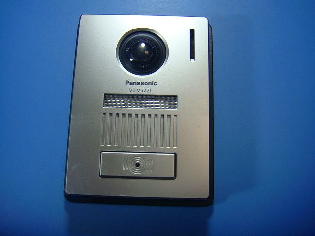 【商品情報】 メーカー：Panasonic 型番：VL-V572L 付属品：本体（写真内の物ですべてになります） ※電池カバー、バッテリー、充電器、コード、ふた カバー、枠等の付属品は写真に写ってない場合付属しません。 【商品の状態に関して...