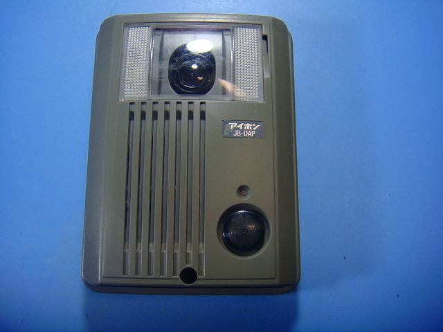 【商品情報】 メーカー：アイホン 型番：JB-DAP 付属品：本体（写真内の物ですべてになります） ※電池カバー、バッテリー、充電器、コード、ふた カバー、枠等の付属品は写真に写ってない場合付属しません。 【商品の状態に関して】 使用感、ス...