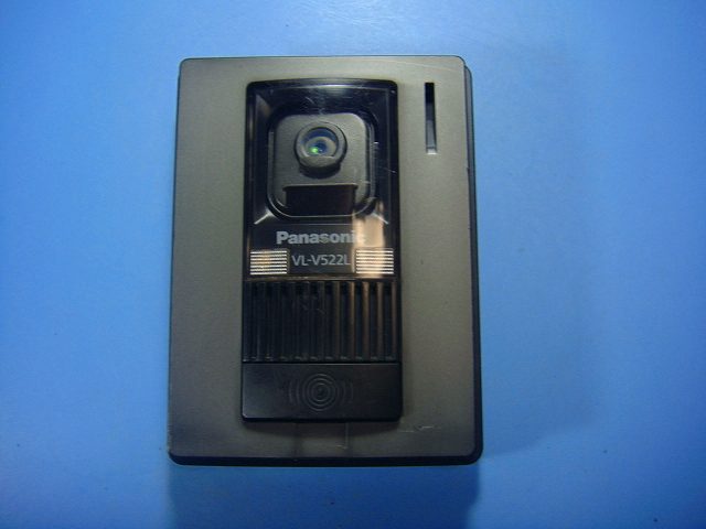 【商品情報】 メーカー：Panasonic 型番：VL-V522L 付属品：本体（写真内の物ですべてになります） ※電池カバー、バッテリー、充電器、コード、ふた カバー、枠等の付属品は写真に写ってない場合付属しません。 【商品の状態に関して...