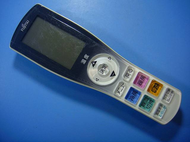 【商品情報】 メーカー：富士通 型番：AR-RGA3J 付属品：本体（写真内の物ですべてになります） ※電池カバー、バッテリー、充電器、コード、ふた カバー、枠等の付属品は写真に写ってない場合付属しません。 【商品の状態に関して】 使用感、...
