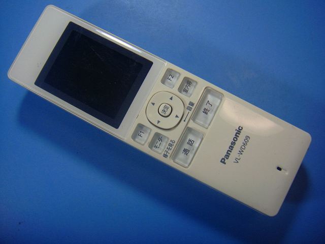 【商品情報】 メーカー：Panasonic 型番：VL-WD609 付属品：本体（写真内の物ですべてになります） 【商品の状態に関して】 使用感、スレキズ、日焼け等あります。 【状態に関して】 ・割れ、さび、日焼け、変色等写真よりご判断下さ...