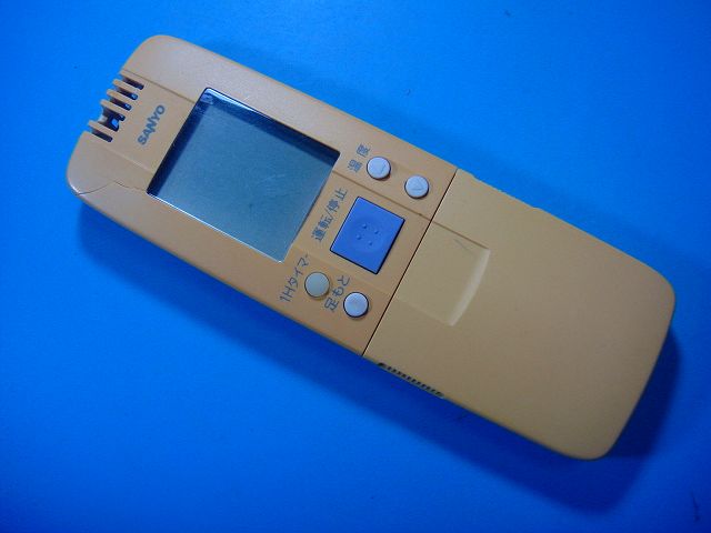 【商品情報】 メーカー:SANYO 型番：RCS-VS7A 付属品：本体（写真内の物ですべてになります） ※電池カバー、バッテリー、充電器、コード、ふた カバー、枠等の付属品は写真に写ってない場合付属しません。 【商品の状態に関して】 使用...