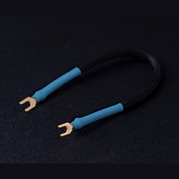 KOJO　CLONE2 超高純度6NCu（純度99.9999%）を中心に革新線材の高機能純銅線HiFC、高純度無酸素銅線PCUHD、高純度無酸素銅OFCの4種類の素材を独自構成でハイブリッド化した、新導体採用の高品質オーディオ専用アースケー...