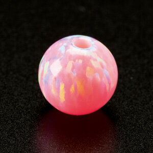 京都オパールは、天然オパールと同一の石英粒子をもとにし、京セラ独自の宝石合成技術によって、長い歳月をかけながら大切に育てられます。 遊色効果を醸し出すオパール構造の創出は、世界に類はなく、この独特の気品漂う風合いは、成型された樹脂製品では真...