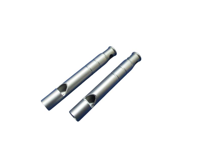 チタン合金 防災ホイッスル 2個セット, 大音量120db, 非常用 救難笛, 軽量5.6g, 防水 錆びない, 登山 防犯 災害対策用, ストラップ付属, シルバー大音量120db: チタン合金製サバイバルホイッスルは120デシベルの大音...