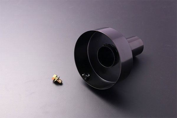 品番DMMU101品名インナーサイレンサー 115Ф材質スチール付属品ボルト 1本ワッシャ 1枚備考※シングルの場合は、1本、デュアルの場合は、2本必要になります。※D-MAX製マフラー専用です。納期についてメーカー在庫があれば3～4営業日...