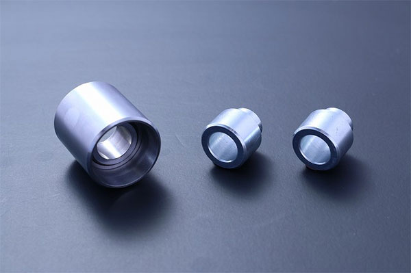 車メーカーNISSANニッサン車種SILVIAシルビア型式PS13年式H3.1～ (1991/01～)適合備考ハイキャス無※ハイキャス付車不可品番DMPISR201品名D1スペック リアナックル用ピロ＆カラー 単品仕様ピロ(小)外径 30Ф...