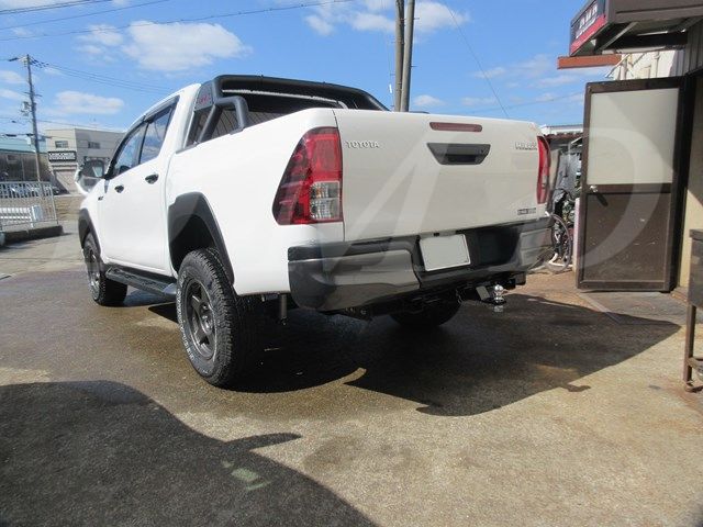 車メーカーTOYOTAトヨタ車種HILUXハイラックス型式QDF-GUN125年式H29.9～ (2017/9～)グレードZ適合備考ノーマルマフラー※3DF-GUN125は未確認。※グレードXは未確認。品番HL125-1E品名ヒッチメンバー...