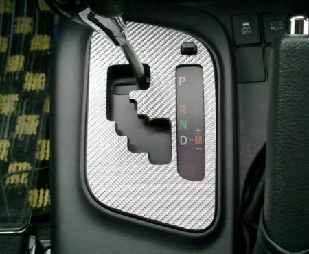 車メーカーTOYOTAトヨタ車種iQ型式NGJ10 KGJ10年式2008/11〜2016/3品番CSPT-15品名マジカルカーボン シフトパネル商品説明シフトパネル専用のマジカルカーボンです。※130G シーケンシャルシフトマチック車専用...