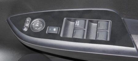 車メーカーHONDAホンダ車種フィットハイブリッド型式GP5年式2013/9〜品番LCBS-DPH15品名マジカルアートレザーバックスキンルックNEO ドアスイッチパネル商品説明ドアスイッチパネル専用のバックスキンルックNEOです。納期につ...