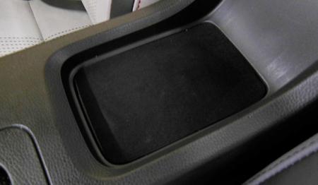 車メーカーHONDAホンダ車種S660型式JW5年式2015/4〜品番LCBS-CCTH1品名マジカルアートレザーバックスキンルックNEO センターコンソールトレイ商品説明センターコンソールトレイ専用のバックスキンルックNEOです。納期につ...