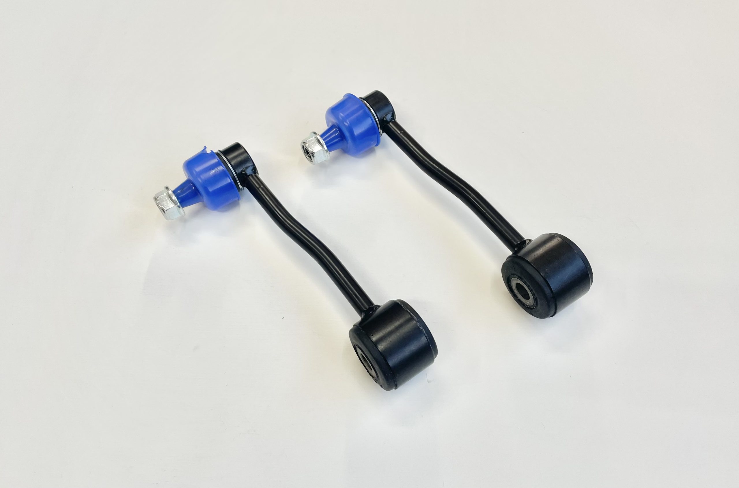 車メーカーJEEP車種ラングラー JL年式2024JAN4580434543978品名延長スタビライザーリンク（ONE”LUS，DUB”LUS） フロント用仕様フロント用取り付け方法純正と交換。注意事項※ お客様の見落としや確認ミスでのキャ...