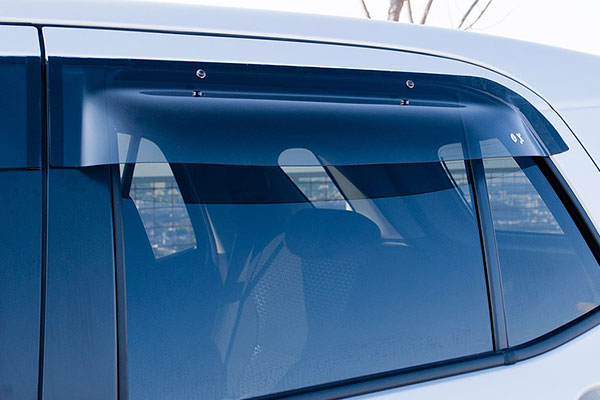 車メーカーDAIHATSU ダイハツ車種ROCKY ロッキー型式A200S A210S品番OXR-715シリーズスポーティーカット商品内容リア用 左右セット納期についてメーカー在庫があれば2週間前後、欠品時は1ヶ月～お時間がかかります。お急...