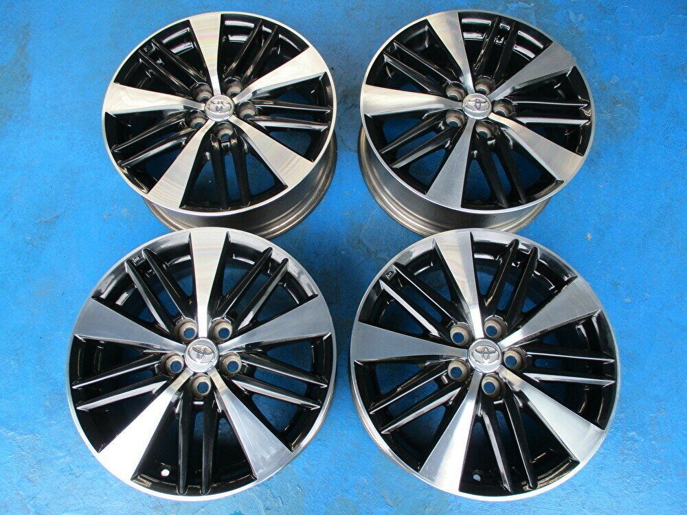 メーカー：トヨタ純正 サイズ： 6X16　5H　PCD100　インセット45　ハブ径54Φ（実測） 対応車種：トヨタ車（マッチングお問い合わせください。） 説明：中古純正ホイール4本セットです。 ホイール傷あり。 ※お手数ですが、ご注文前に...