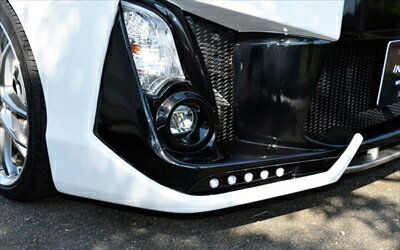 AS商品コードBLEZ000091メーカーブレスクリエイション商品説明等※バンパーの下側サイドのダクトにセットできるタイプです。※デイライトLEDが組込まれているタイプです。※デイライトは、LEDの直径19mmタイプが片側5発、計10発。（...