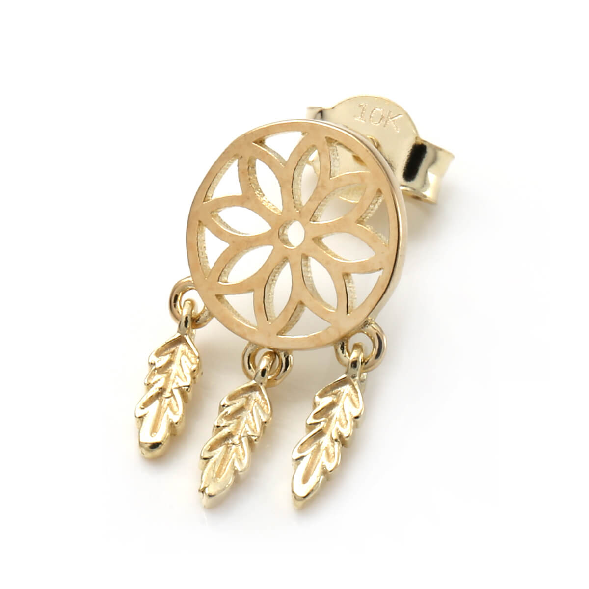 コメント 悪夢から守ってくれるドリームキャッチャーモチーフのピアス。細部まで精巧に造りあげたクオリティの高い逸品です。揺れるパーツが目を惹き、耳元に程よいアクセントを与えます。 素材 10Kイエローゴールド サイズ 縦幅 横幅 ポスト 16...