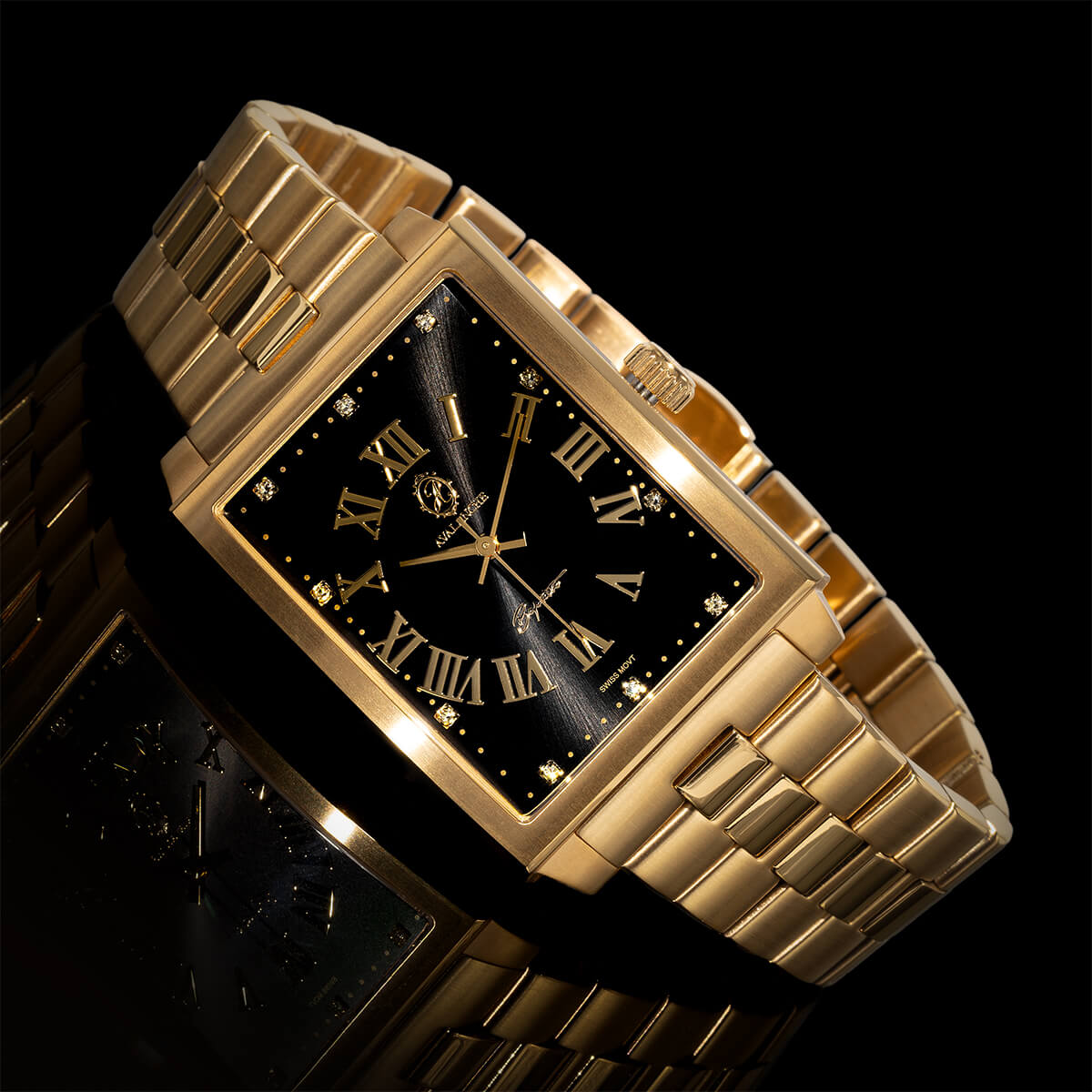 コメント アヴァランチオリジナルウォッチ第二弾”Baptiste (バティスト)”からブラックダイヤルを採用したニューモデルが登場。フェイスは一見するとシンプルなスクエア型ですが、サイドから見るとカーブしたデザインにしています。このカーブに...