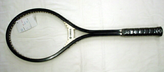 【商品名】 YFG30【メーカー】 その他メーカー【グリップサイズ】 4【重量（実測値）】 373g【程度】 SS:新品【商品No.】 D-1607※重量・フレックスに関しましては実測値となります。新品です。フレームサイドにファイバーグラス...