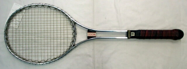 【商品名】 T4000【メーカー】 ウィルソン【グリップサイズ】 L4【重量（実測値）】 366g【フレックス（実測値）】 31【程度】 B:少し傷あり【付属品】 ケース【商品No.】 D-4269※重量・フレックスに関しましては実測値とな...