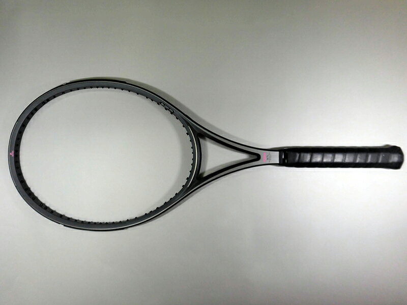 【商品名】 ADMIC α-97L【メーカー】 その他メーカー【グリップサイズ】 2【重量（実測値）】 313g【フレックス（実測値）】 42【程度】 A:フレームに殆ど傷なし【付属品】 ケース【商品No.】 B-17921※重量・フレック...