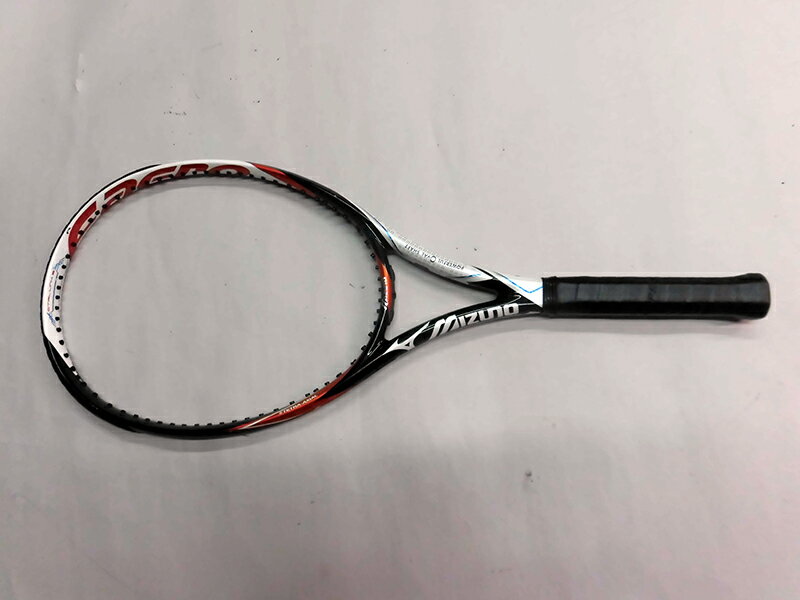 【商品名】 Fアエロ【メーカー】 ミズノ【グリップサイズ】 2【重量（実測値）】 299g【フレックス（実測値）】 75【程度】 BB:多少傷あり【商品No.】 A-24541※重量・フレックスに関しましては実測値となります。フェースサイズ...