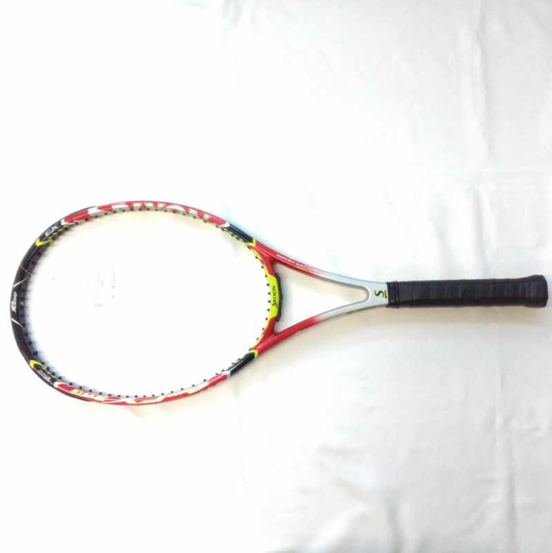 ～「ソニックコア」が更なるボールスピードアップを実現～ スリクソンテニスラケット「REVOレヴォ CXシーエックス」シリーズを新発売 　ダンロップスポーツ(株)は、従来モデル（スリクソン「REVO X」シリーズ）のしなり感・柔らかな打球感を...