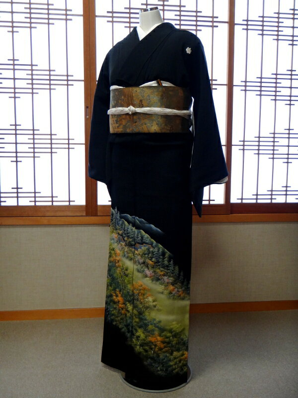 【結婚式・黒留袖】【黒留】【留袖レンタル】【貸衣装留袖】【フルセット・帯・草履・バック・足袋・小物】【送料無料】【着物】【結婚式お母さん】【あんしんしあわせ価格】 お客様　ご予約状況 ☆☆【留袖(美)】100％正絹　高級留袖フルレンタルセッ...